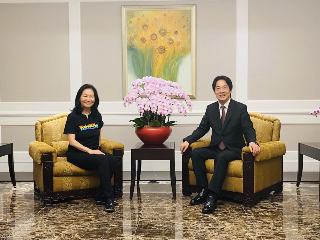 Ning Ning Yu Wins World Chinese Business Women’s Award from Taiwan’s ...